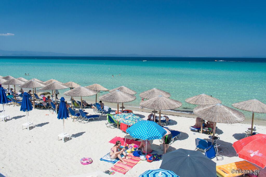 Cene ležaljki na Halkidikiju, Tasosu i Epiru – gde su besplatne, a gde ...